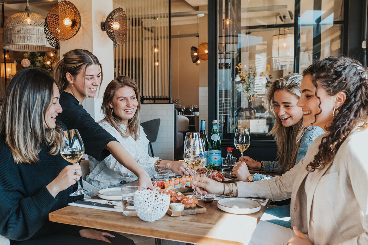 Wine & Seafoodbar AREIA | Actieprijs € 38,95 (-48%) - Tripper.nl