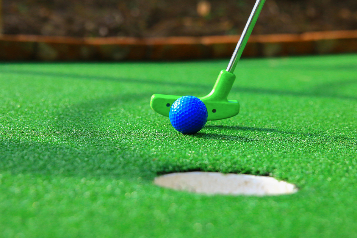 Midgetgolfen | Actieprijs € 3,95 (-44%) - Tripper.nl