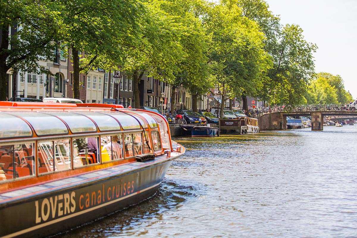 Amsterdam Rederij LOVERS | Actieprijs € 11,90 (-40%) - Tripper.nl