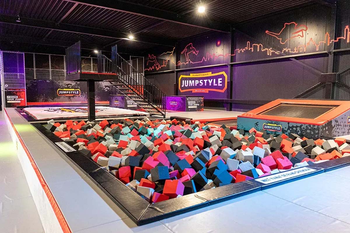 Jumpstyle Leeuwarden | Actieprijs € 10,95 (-27%) - Tripper.nl